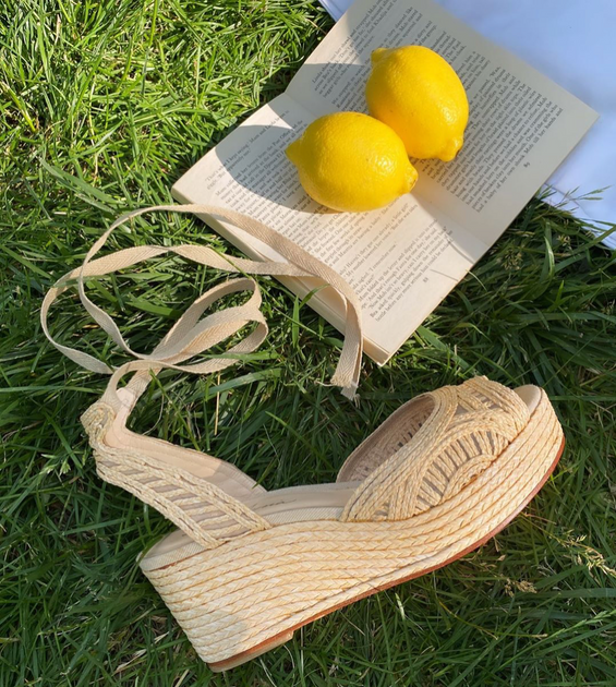 Best Sellers – Isa Tapia